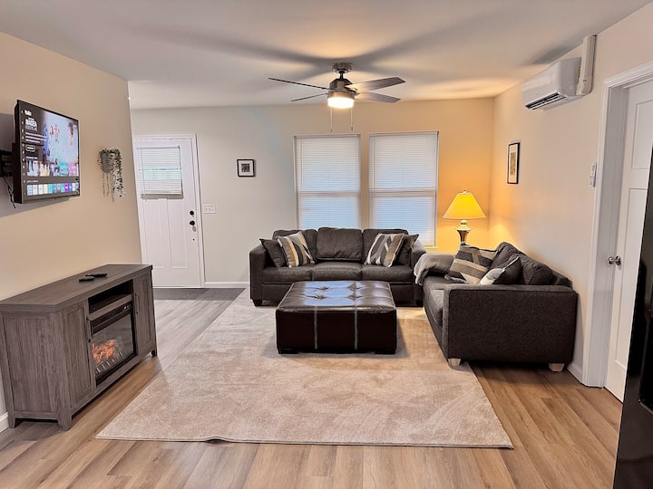 Charming And Spacious. Pets Yes - Beaufort, SC