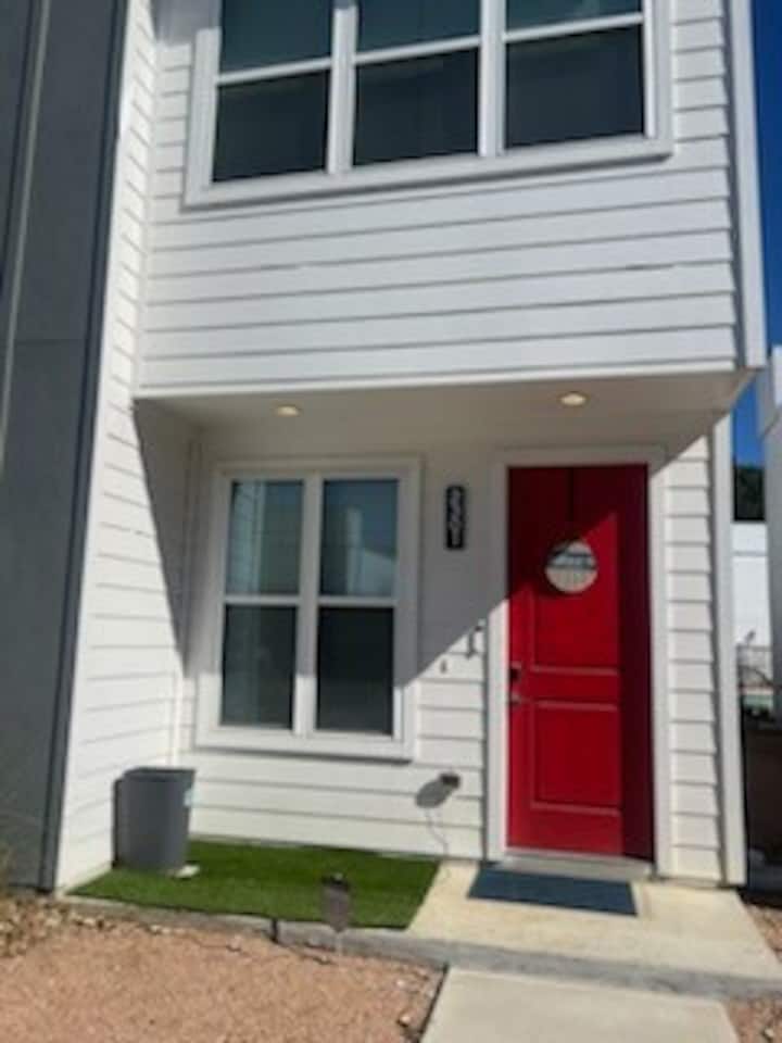 Smart Haven: The Modern Townhome - Aeropuerto de Houston George Bush (IAH)