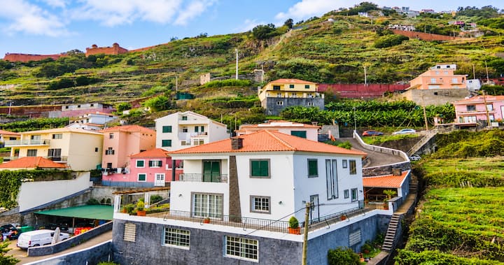 Dazzling View +Steak+groups+families - Madeira