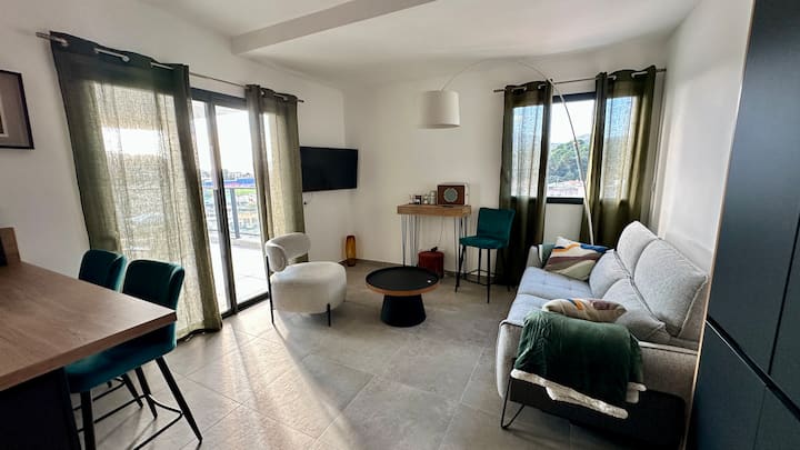 Appartement Proche Commerces, Hôpital, Transports - Ajaccio