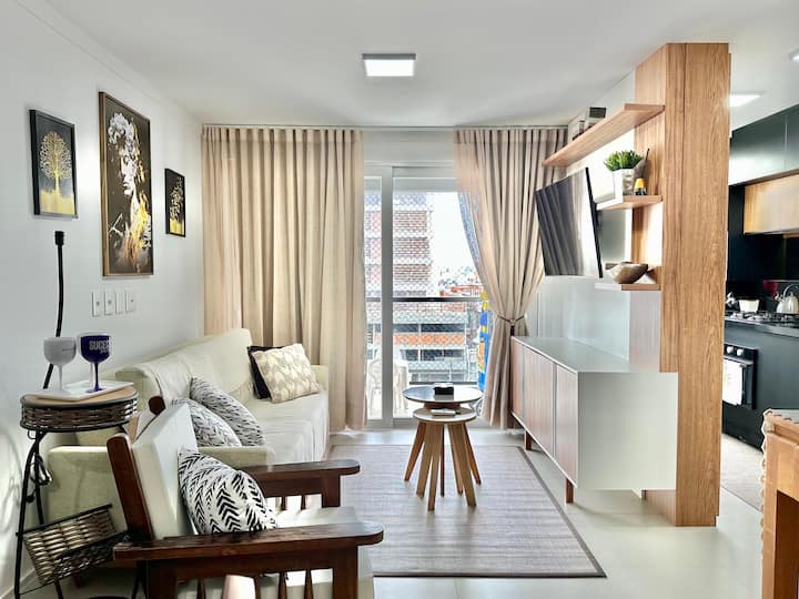 Apartamento 3d Frente Leste, Excelente Localização - Torres