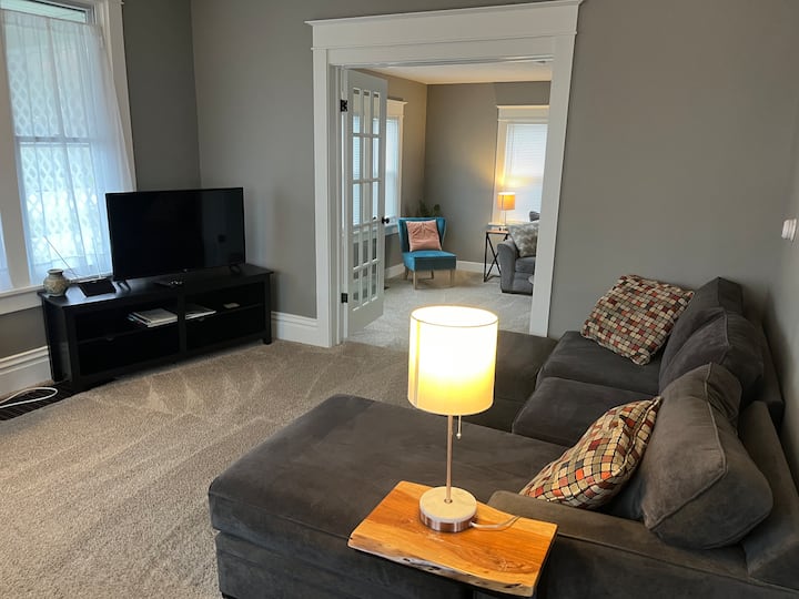 Susan’splace!2bd/1.5ba/garage/washer&dryer! - Fort Wayne, IN