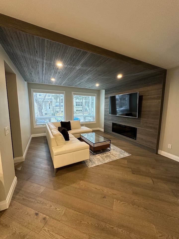 Luxury Home Near U Of A - Edmonton