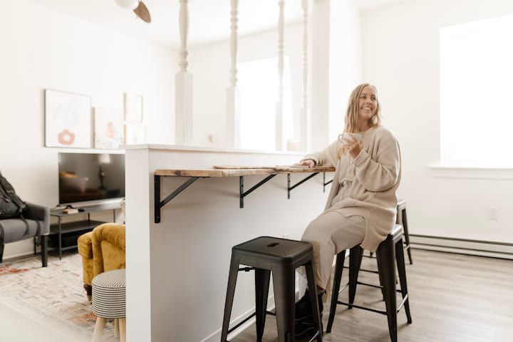 The Top Floor/aptmt Near Reading Offstreet Parking - Reading, PA