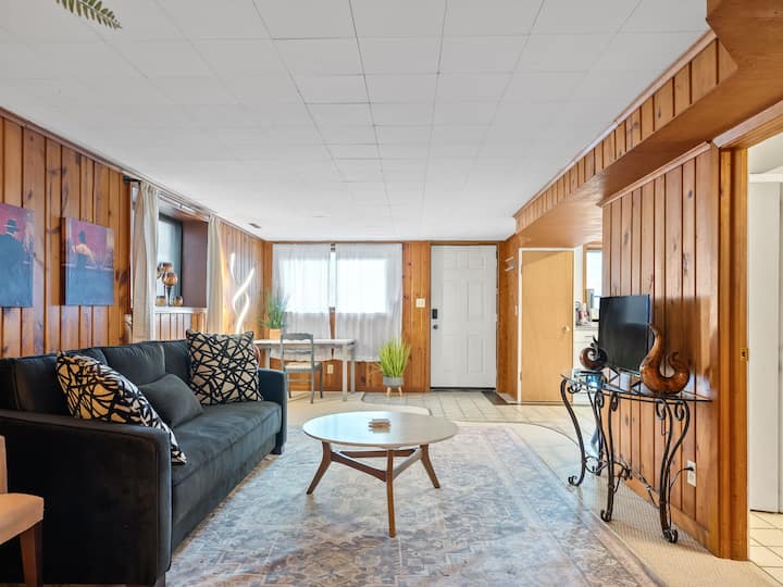 Cozy Home On Historic Summit Ave! - Saint Paul