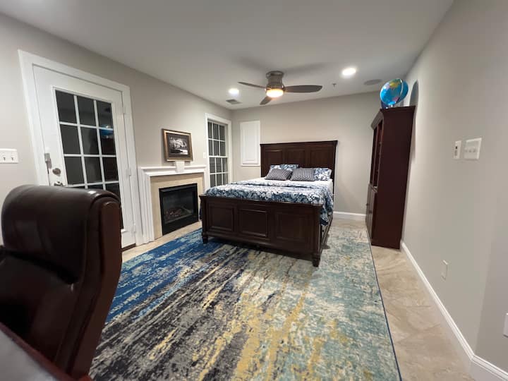 Cozy Room Right At Tysons Corner - Fairfax, VA
