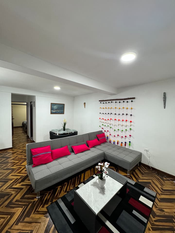 2 Min To Plaza | Fast Wi-fi | Warm & Cozy - Puno