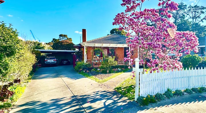 Shopping Malls And Sports Fields - Dandenong