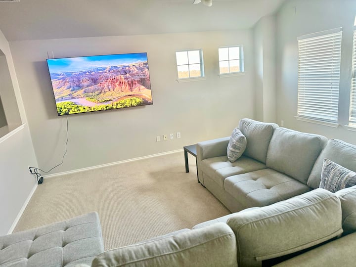 The Cozy Round Rock Oasis - Round Rock, TX