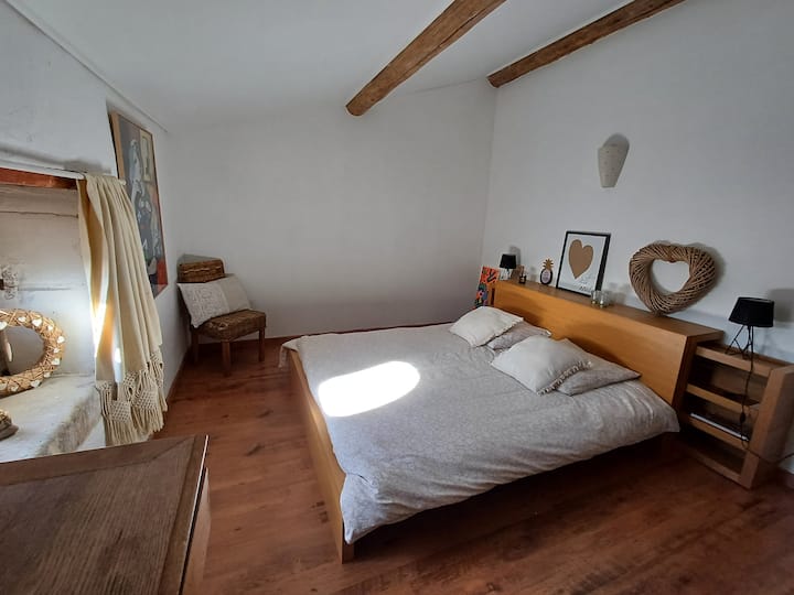 Chambre à Louer - Saint-Rémy-de-Provence