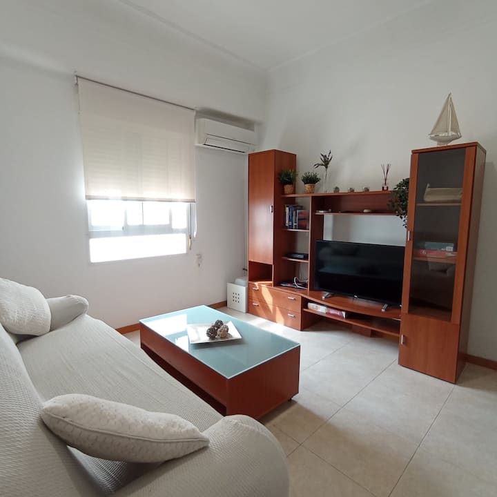 Amplio Apartamento En Valencia - Valensiya