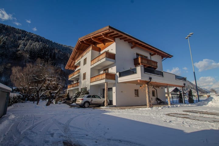Panorama 1a - Terrasse, Garten, Familiendomizil - Saalbach-Hinterglemm