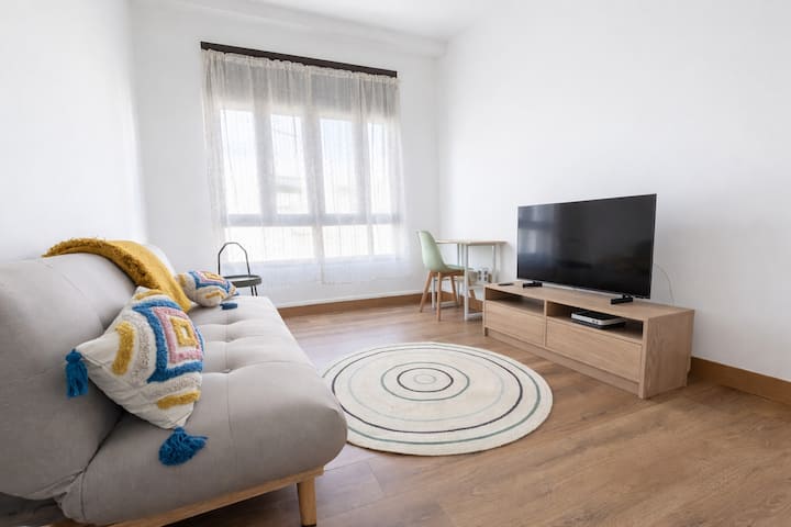 New And Bright In Bilbao - Basauri