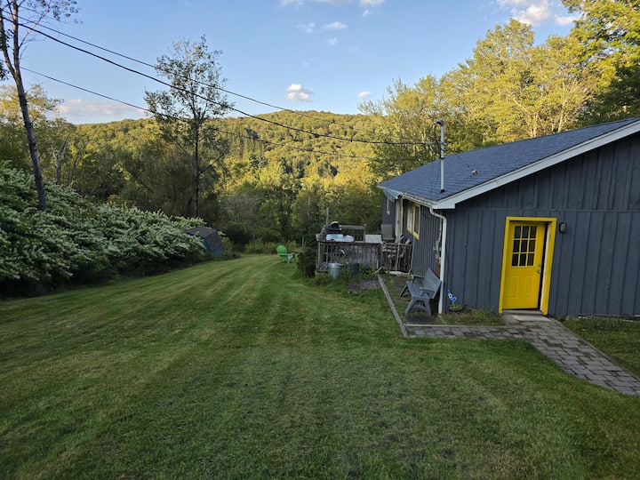 Catskill Getaway - Livingston Manor, NY