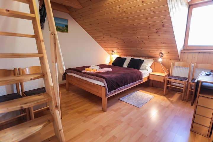 Cozy Duplex Room At Ekoturizem Viženčar, Krvavec - Kamnik
