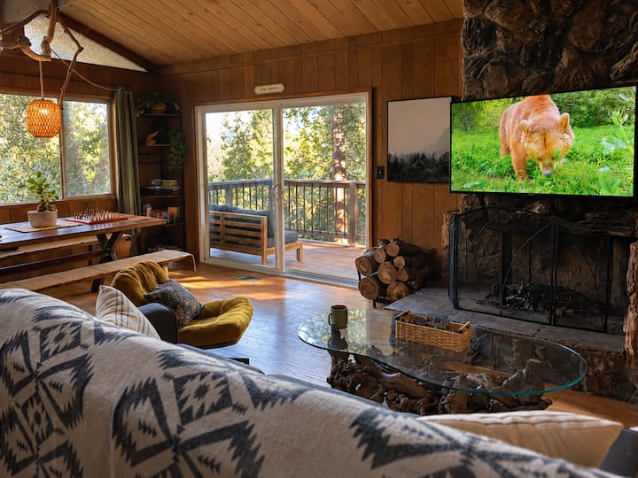 Coyote Hills Cabin - San Bernardino, CA