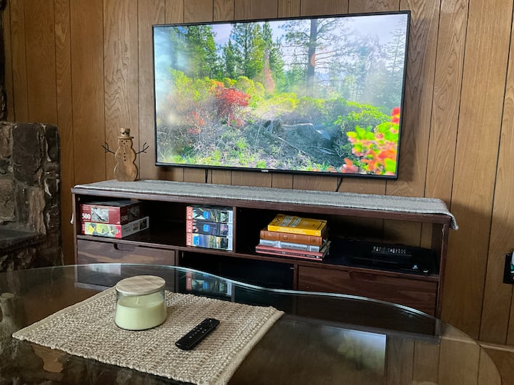 Coyote Hills Cabin - Crestline, CA