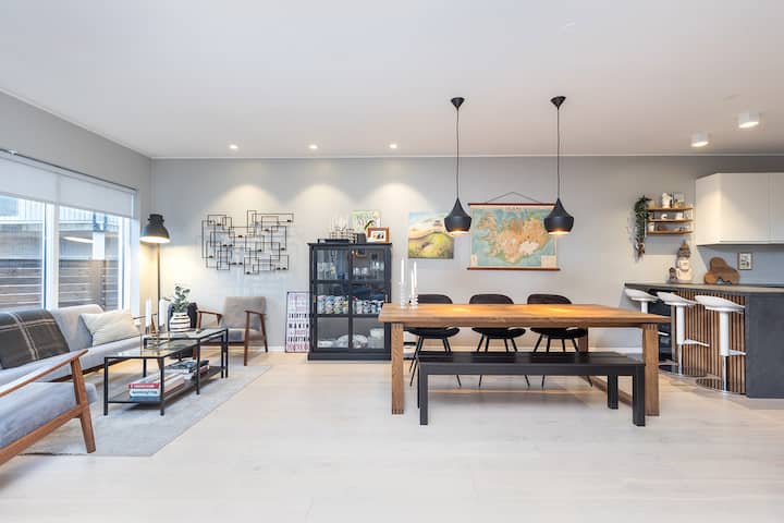 Beautiful Family Home, Perfect For Nature Lovers - Reikiavik