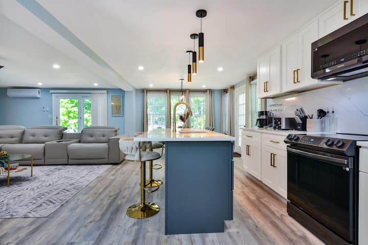 Entire Beautiful Home 2 Units Included ! - Lawrence, MA