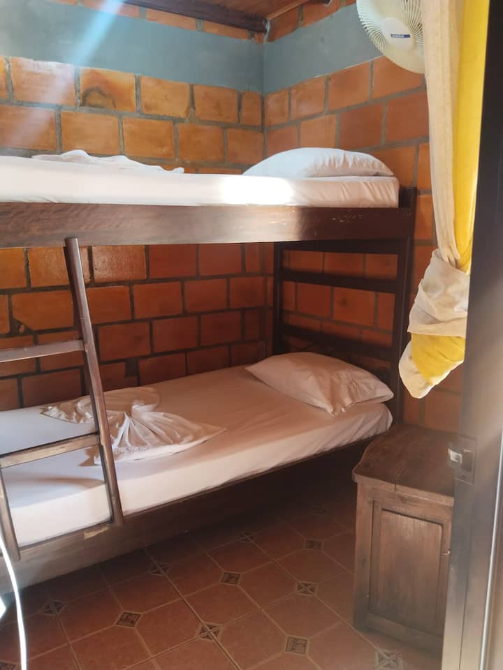 Cabaña X 8 - Acacías