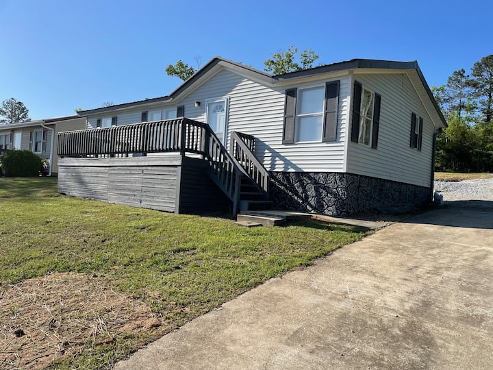 Lakefront House - Greenwood, SC