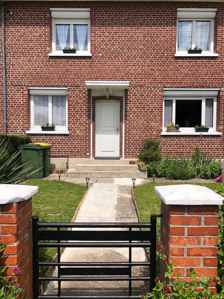 Chambre Dans Maison Cheminotte - Longueau