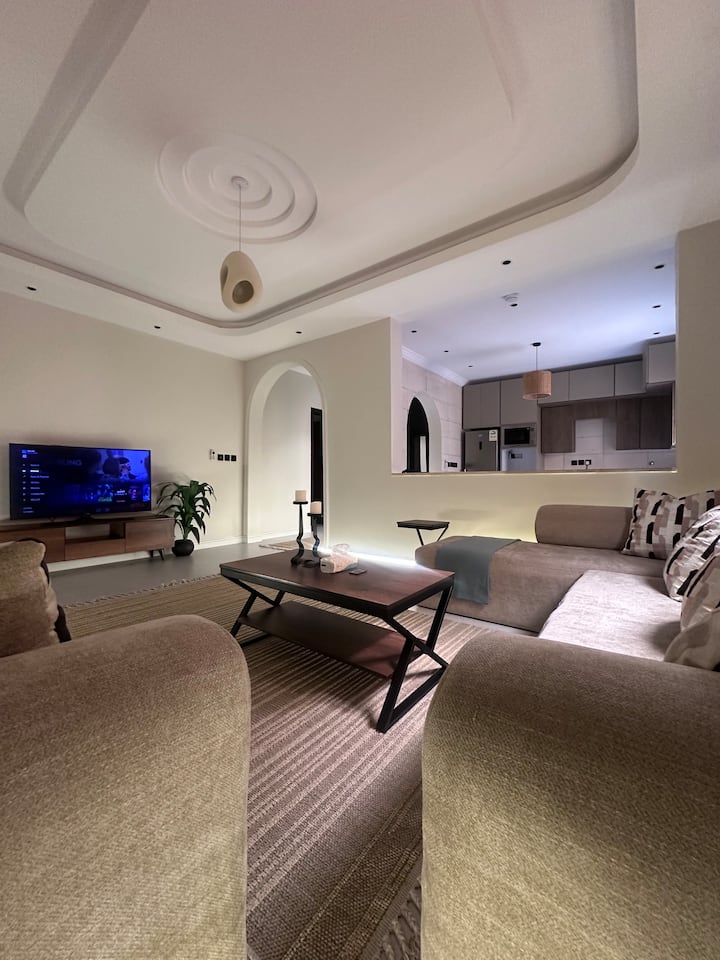 استمتع مع العائله في شقة4 غرف فناءخاص بجلسة خارجية - Jedda