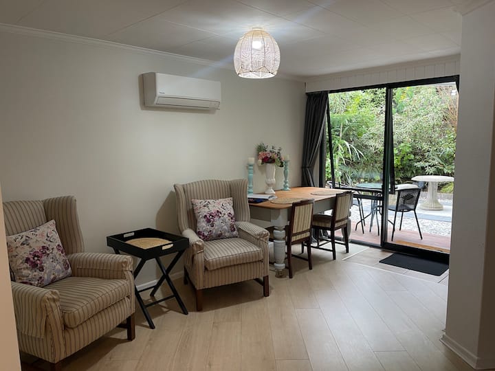 Private Guesthouse, Peaceful Location! - Queenstown
