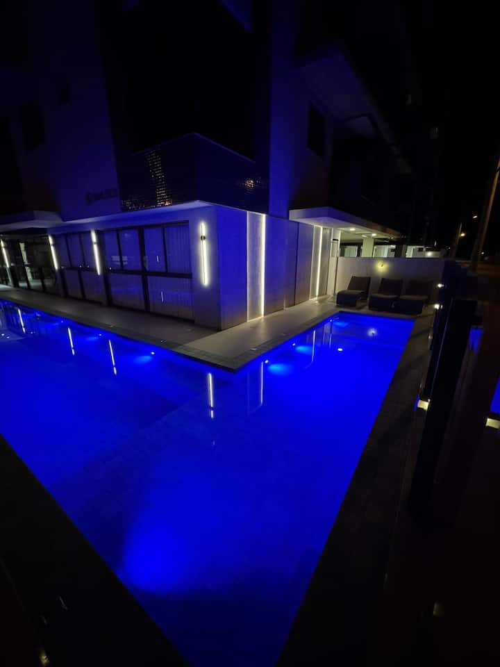 Linda Cobertura Com Jacuzzi -170 M Do Mar - Governador Celso Ramos