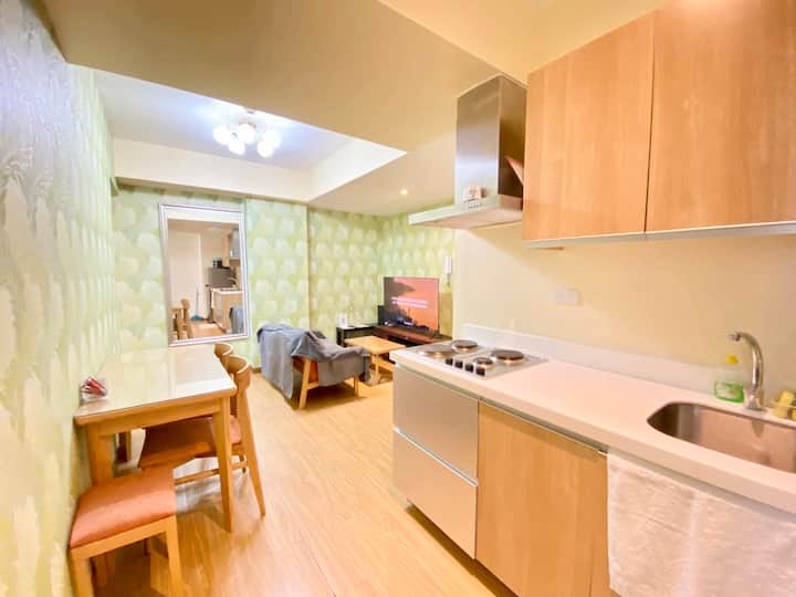 Azure Maldives Top Floor; Low-cost Max Of 6, 2br - Parañaque