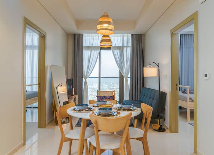 Luxurious 57th Floor Ocean View - 