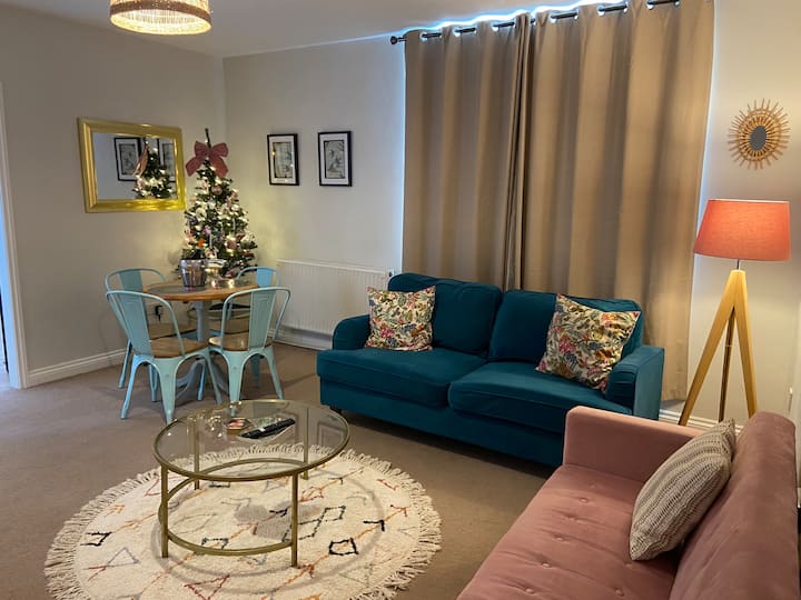 No. 3, Apartment In The Heart Of Bridport, Dorset - Bridport