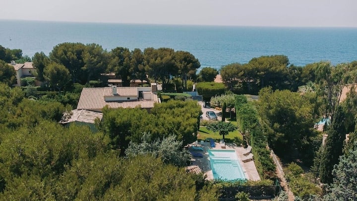 Villa 260m² Vue Mer Et Piscine - Saint-Cyr-sur-Mer