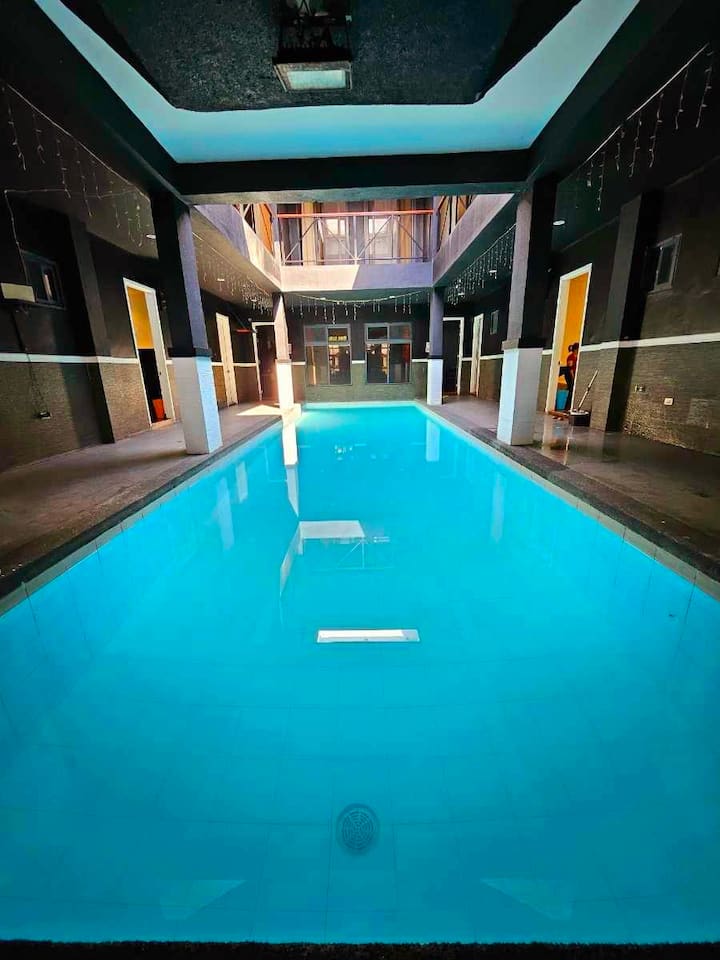 Cozy, Cool, 10br Pool Villa -Angeles Near Clark Ha - Angeles