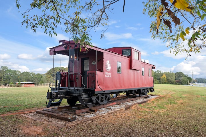 All Aboard! 1971 Caboose 7 Minutes From Athens Ga! - 아테네