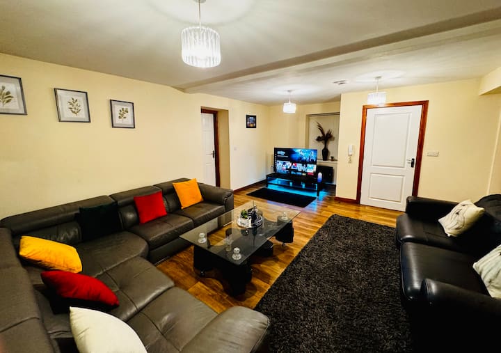 The Swanky Apartment - Stockport