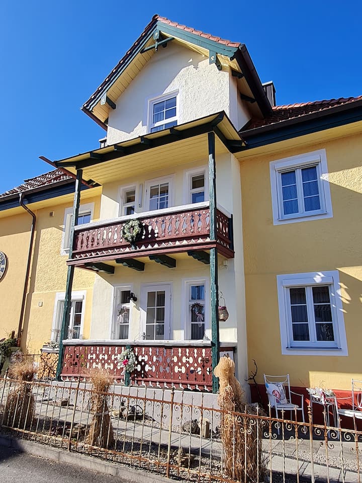 A Cosy - Carming Apartment In A 115 Year Old House - Weilheim in Oberbayern