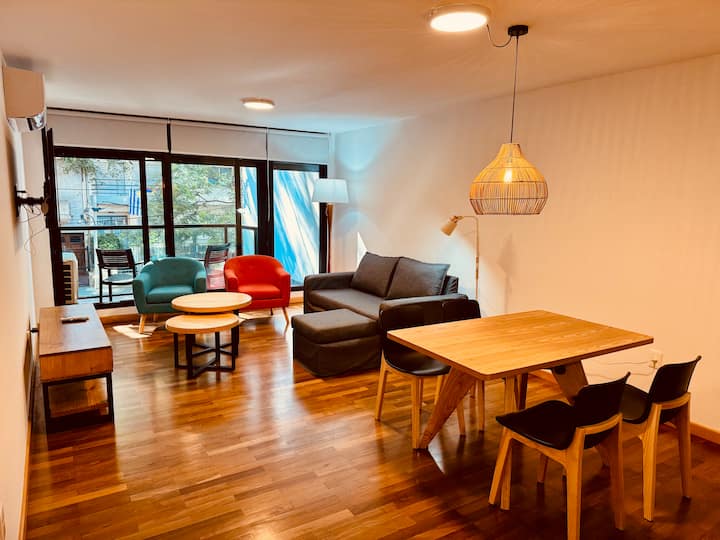 Moderno Apto Con Patio, Parrilla Y Garaje. - Montevideo