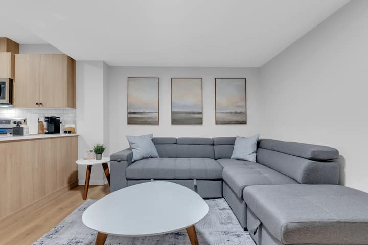 Garden-to-table Suite, Brand New 1br Bsmt Suite - Calgary