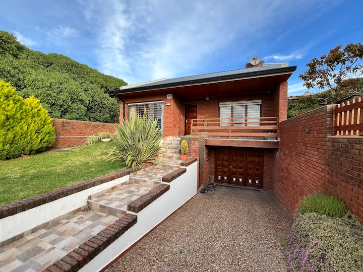 Chalet Cerca Del Vivero Y El Mar - Miramar