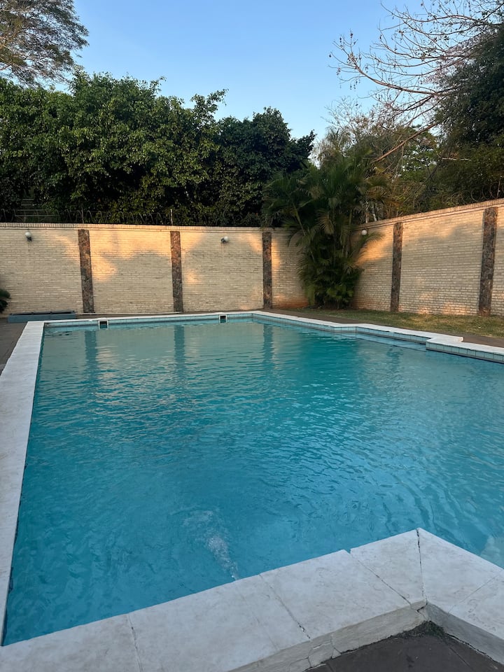 Piscina Y Parrilla Villa Elisa - Asunción
