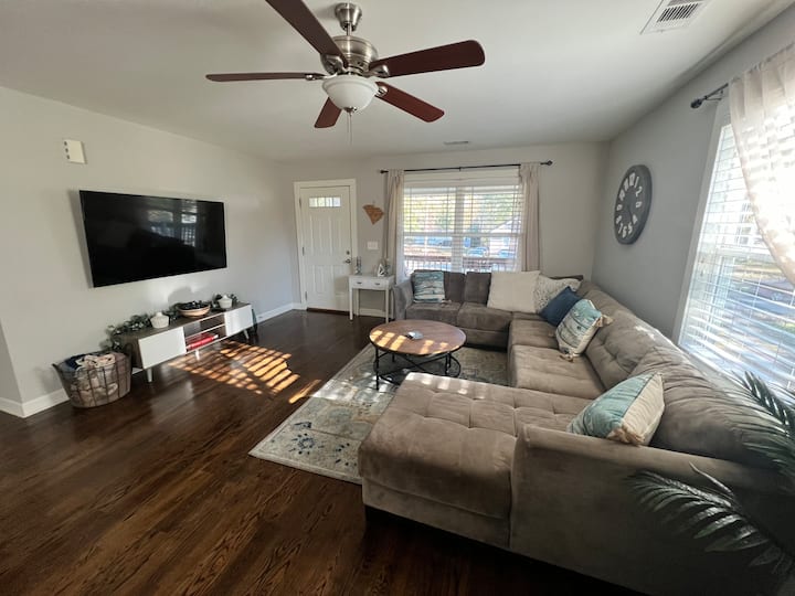 Greenville Retreat By Paris Mountain - Travelers Rest, SC