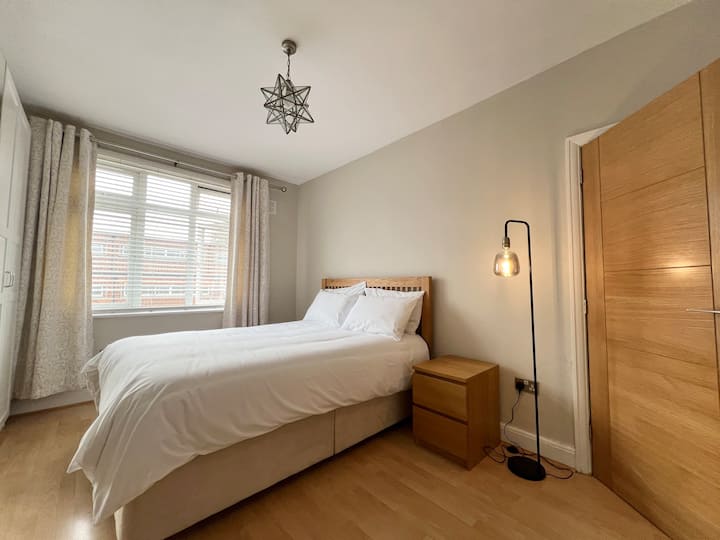 Double Room In Acton- Close To Central London - 倫敦