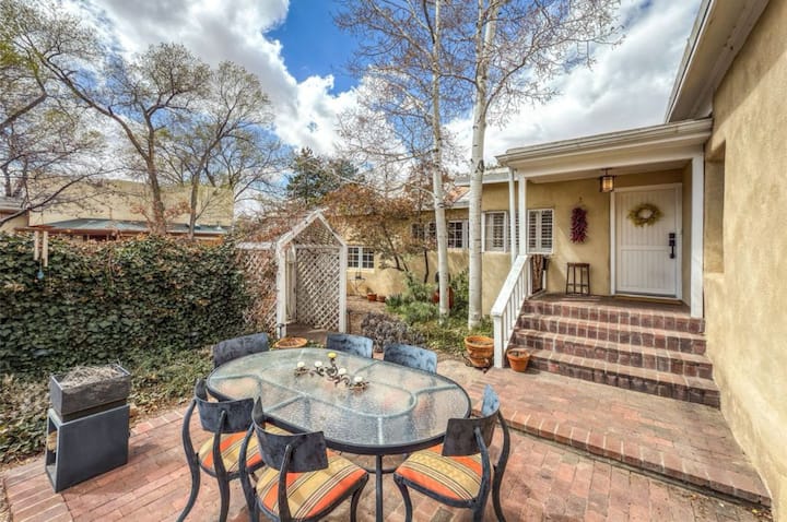 Casa Galisteo - Elegant, Private, Dedicated Office - Santa Fe, NM