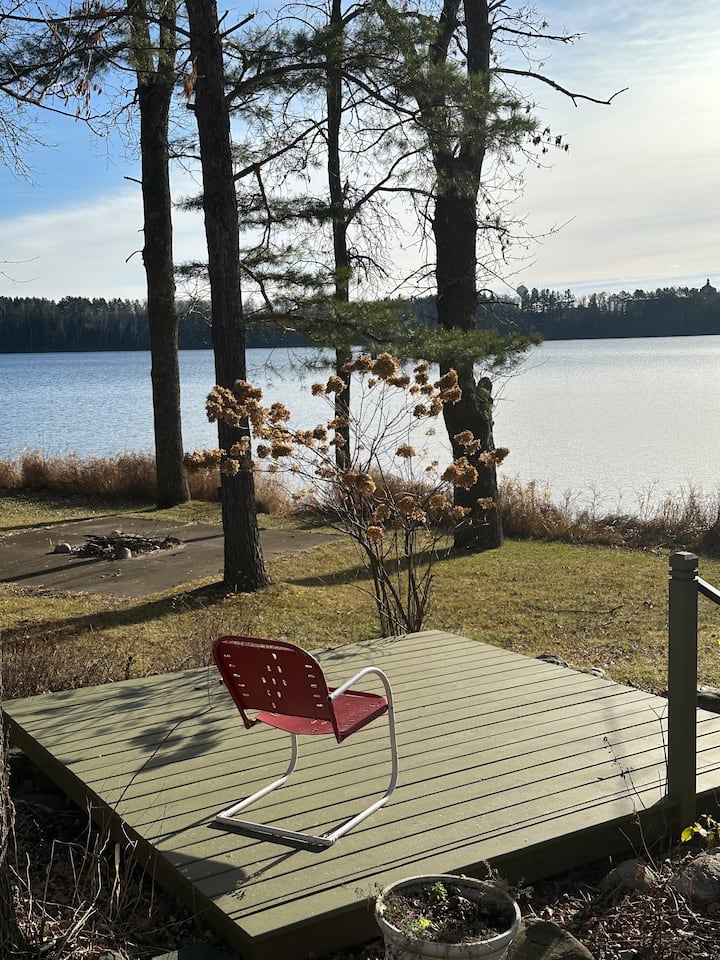 Lakeshore Cabin Retreat - Moose Lake State Park, Moose Lake