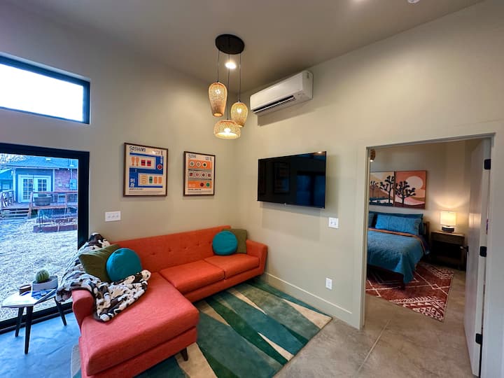 New Modern Cottage With Outdoor Dining Patio - Salt Lake City, UT