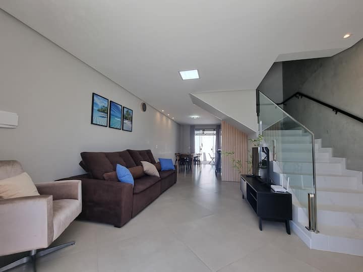 Casa Duplex, 200m Da Praia E 3min Do Beto Carrero - Penha