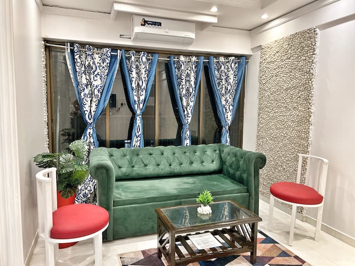 2 Bhk Apartment Near Kokilaben Ambani Hospital - Mumbai