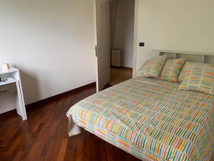 Stanza Verde Presso La Magnolia - Latina