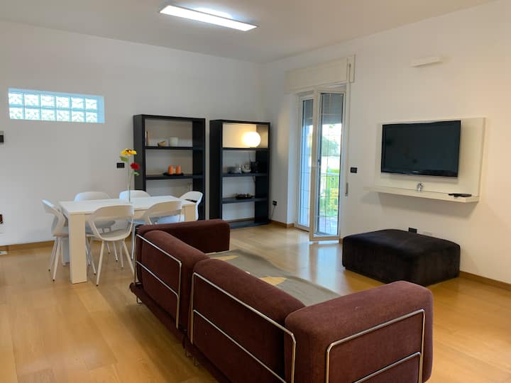 Holiday House La Magnolia - Latina